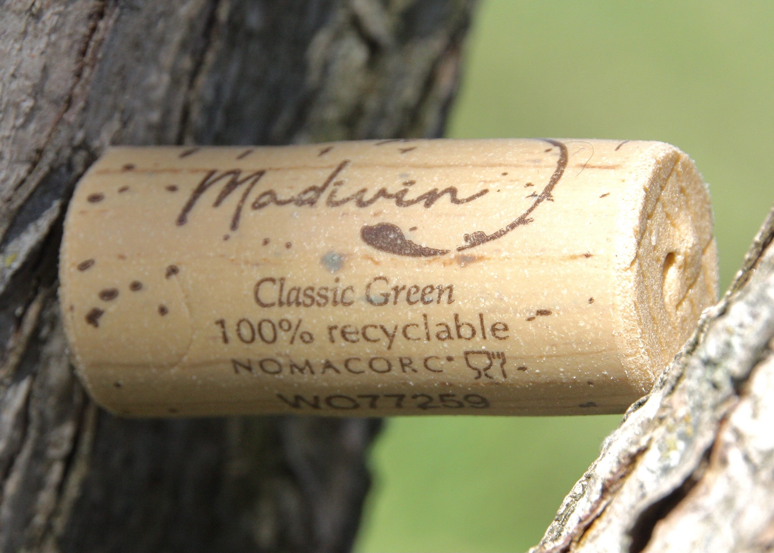 Que faire avec un vin bouchonné ? - Madivin - Vin bio